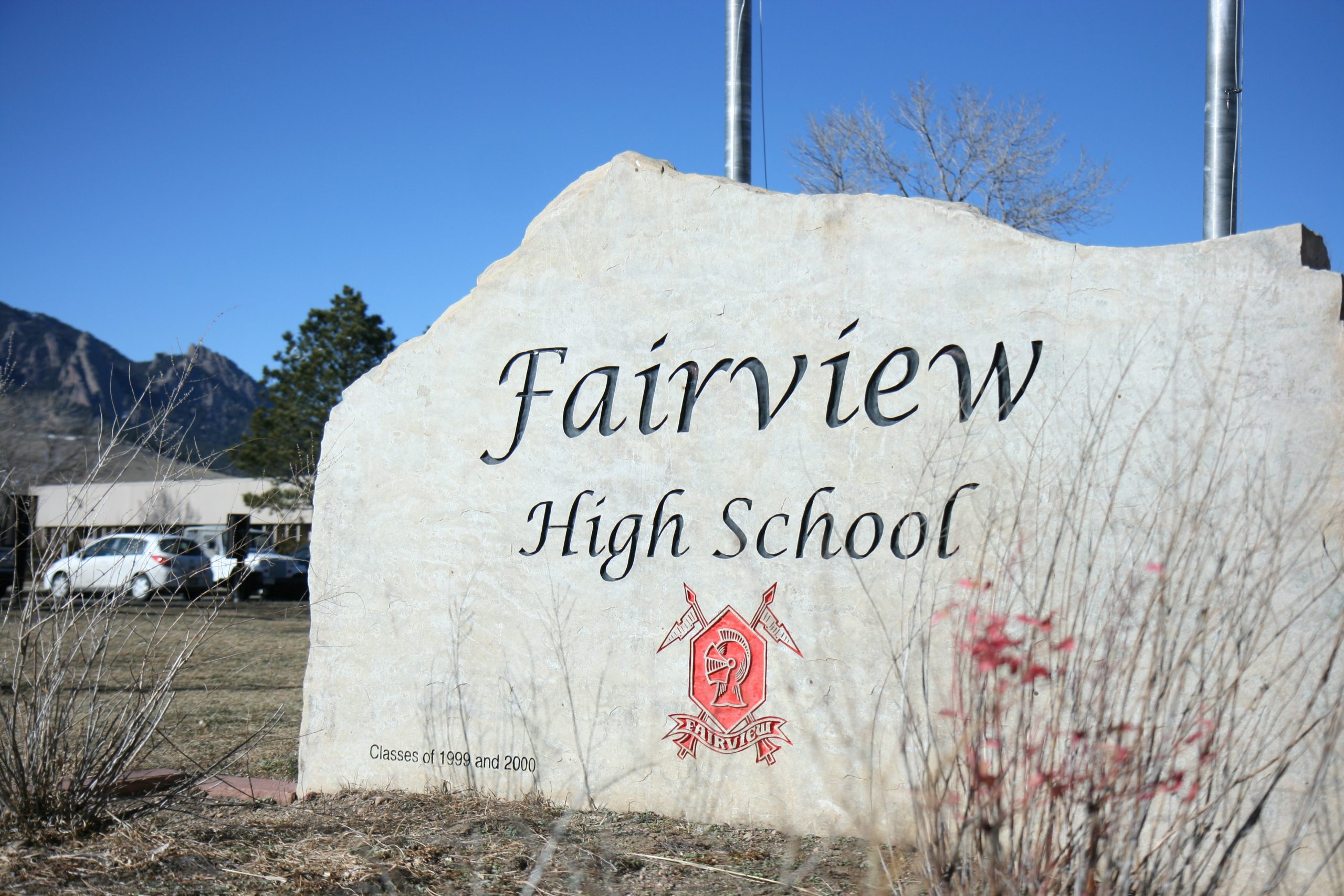 Boulder police: No active threat at Fairview High as lockdowns lift