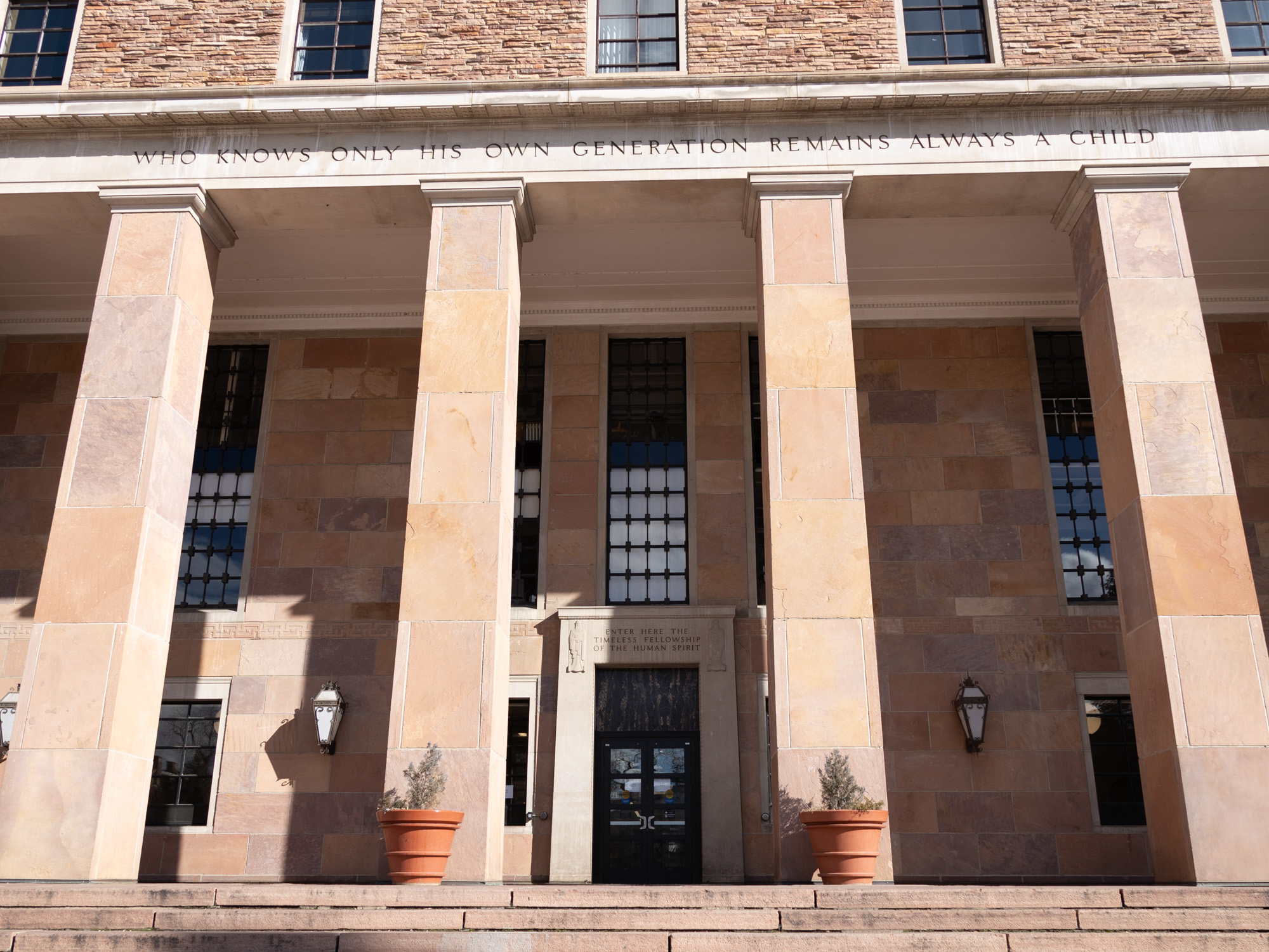 CU Norlin Library fire: One chair burned, investigation ongoing