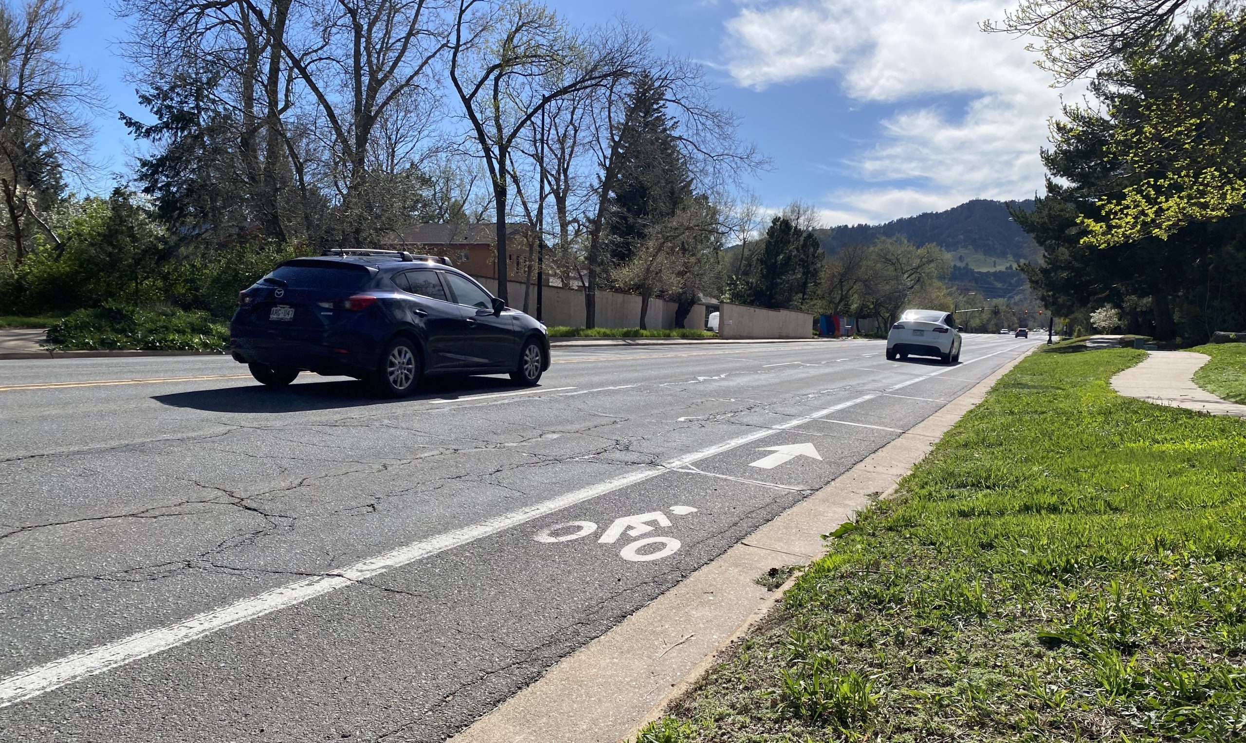 Protected bike path plan for Iris Ave heads to Boulder City Council