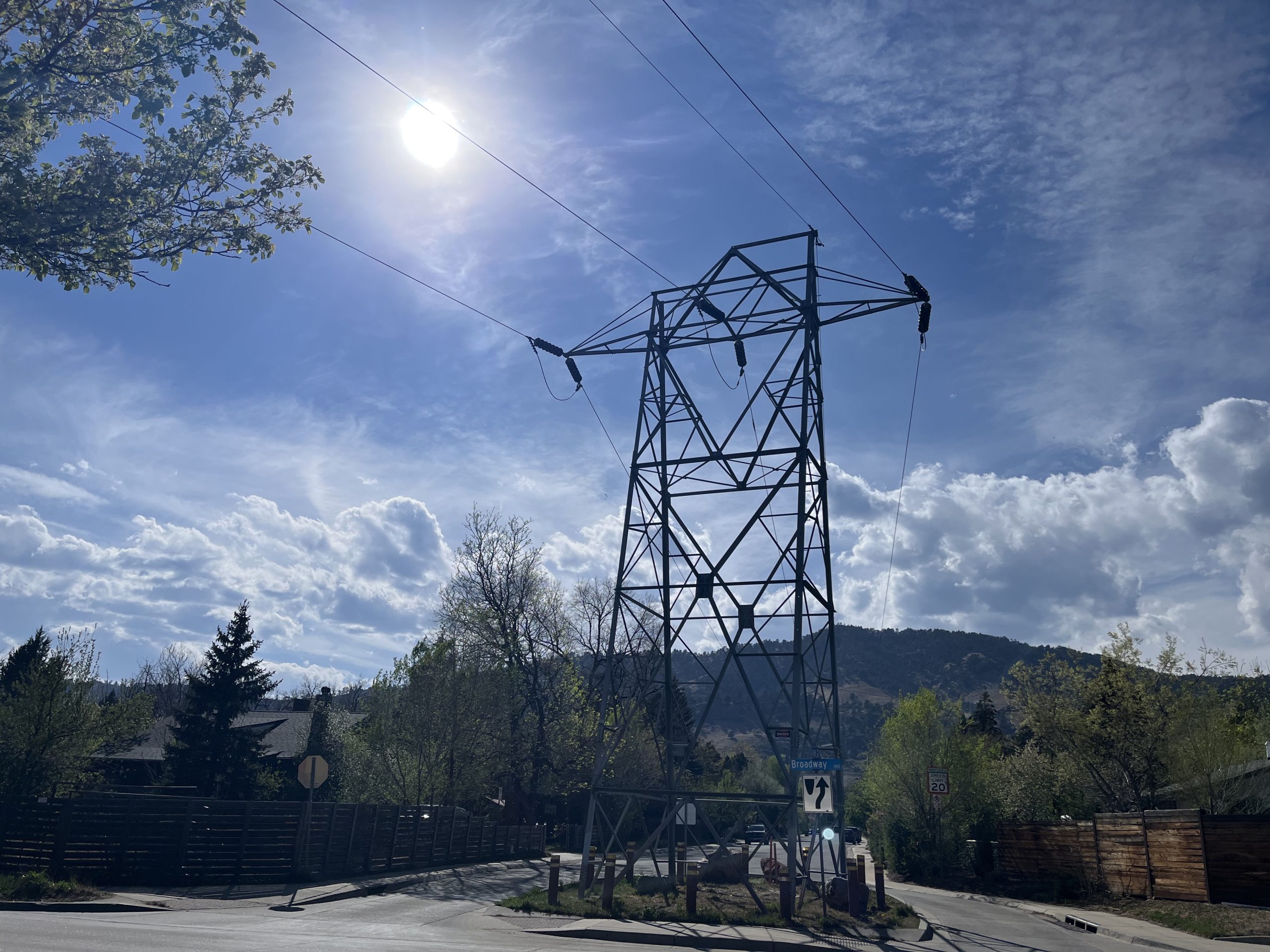 Boulder's wildfire risk is rising. Why so many powerlines are still ...